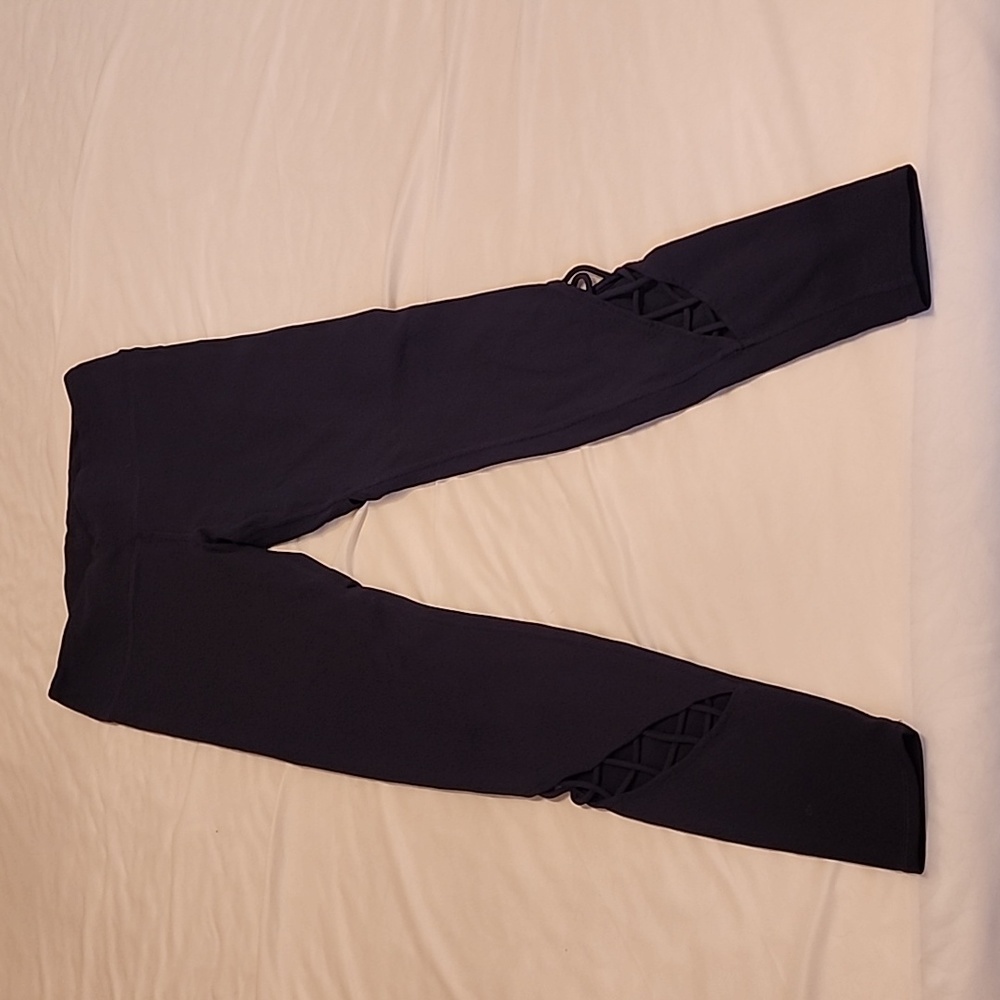 Dark Blue Alo Yoga Pants, Medium - Gem